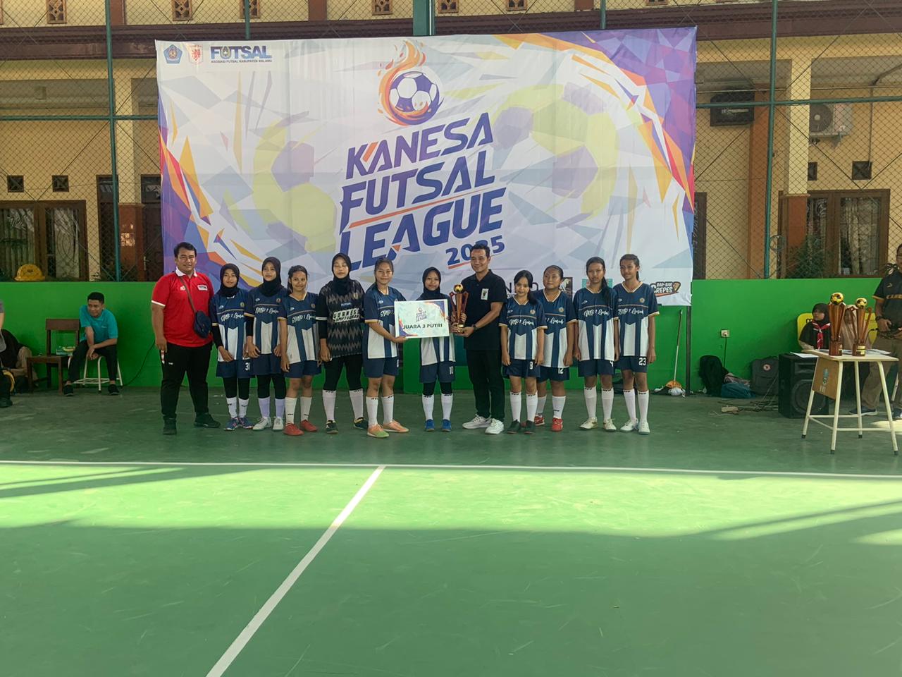 Selamat Tim Futsal Putri Mendapatkan Juara 3 Kanesa League 2025 - SMP ...